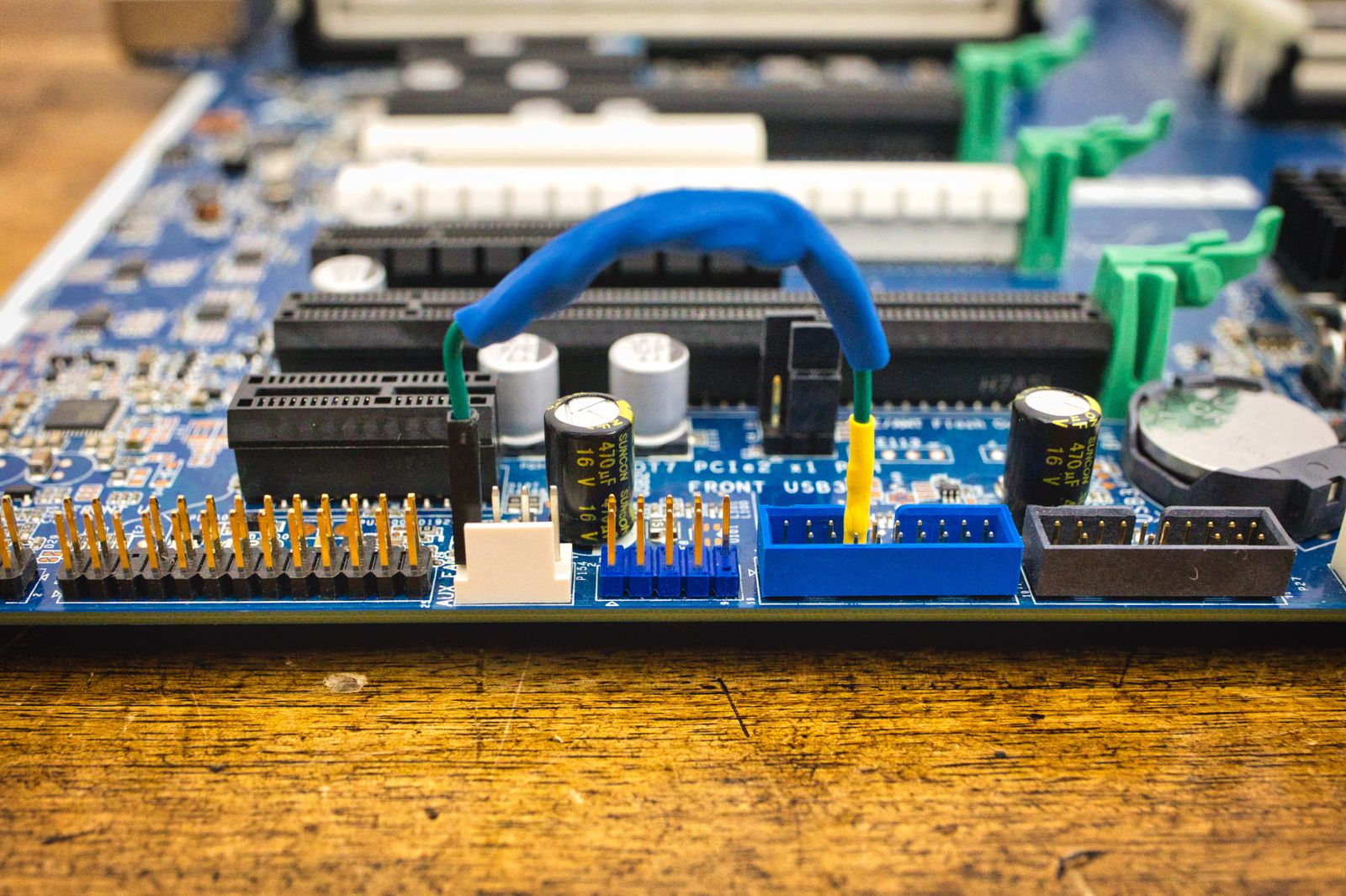 Hacking the HP Z840 Motherboard into a Standard Case